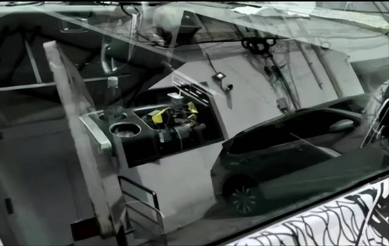 理想L6最新谍照：外观无意外，对标问界M5，25万起售要大卖？_搜狐汽车_搜狐网