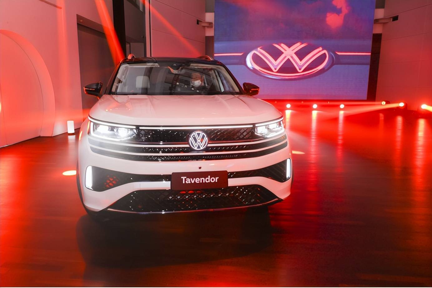 细分市场全面覆盖，揽巡Tavendor成为中大型5座SUV的收官之作_搜狐汽车_搜狐网