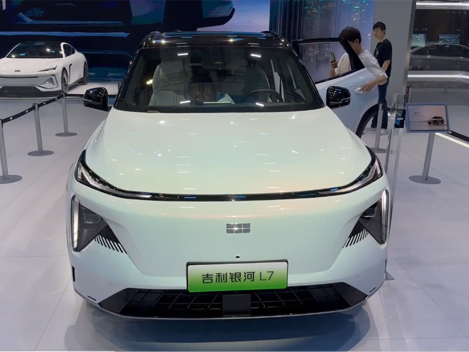 15万预算看插电混动SUV：1.5T雷神混动，油耗1.3L，银河L7如何？_搜狐汽车_搜狐网