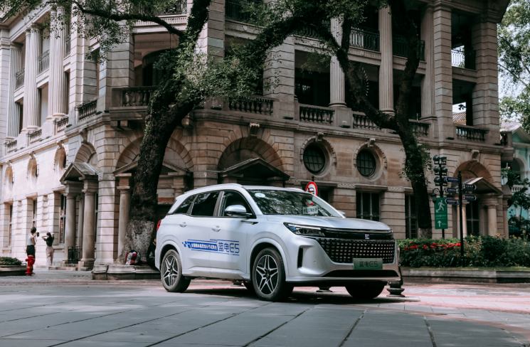 蓝电E5开启SUV油电同价新时代仅需9.98万，与长安CS75 PLUS谁更超值？_搜狐汽车_搜狐网