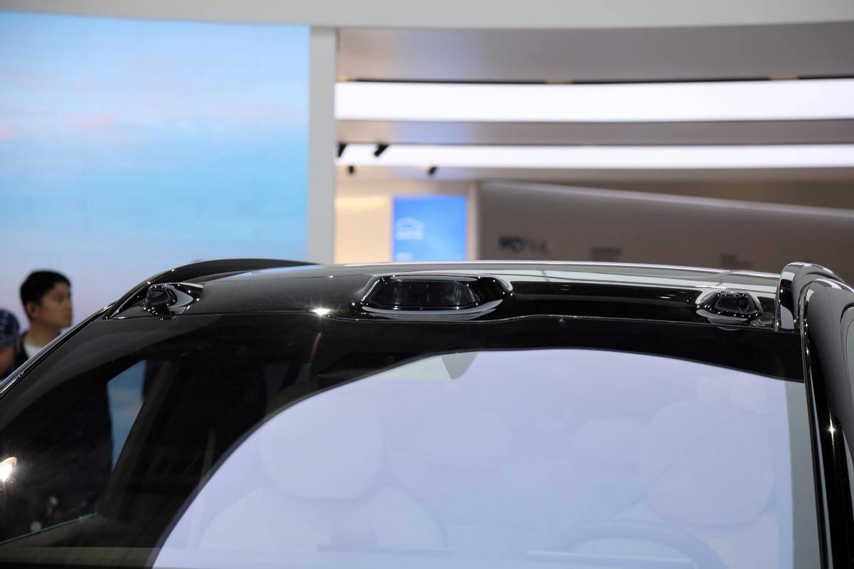 智己LS6超越蔚来ES6：操控性能大比拼，谁更出色？_搜狐汽车_搜狐网