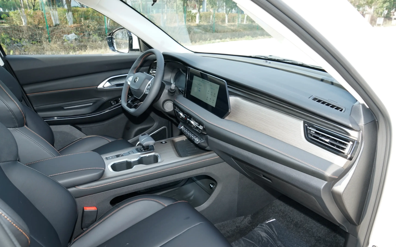 谁说电比油低？长安X5 PLUS、X7 PLUS上市，限时优惠价7.39万起_搜狐汽车_搜狐网