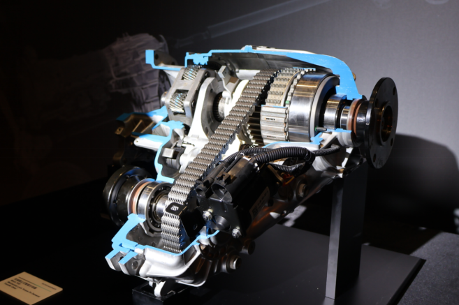 坦克700Hi4-T仅42.8W起，配置太王道，大G卫士车主都喊后悔_搜狐汽车_搜狐网