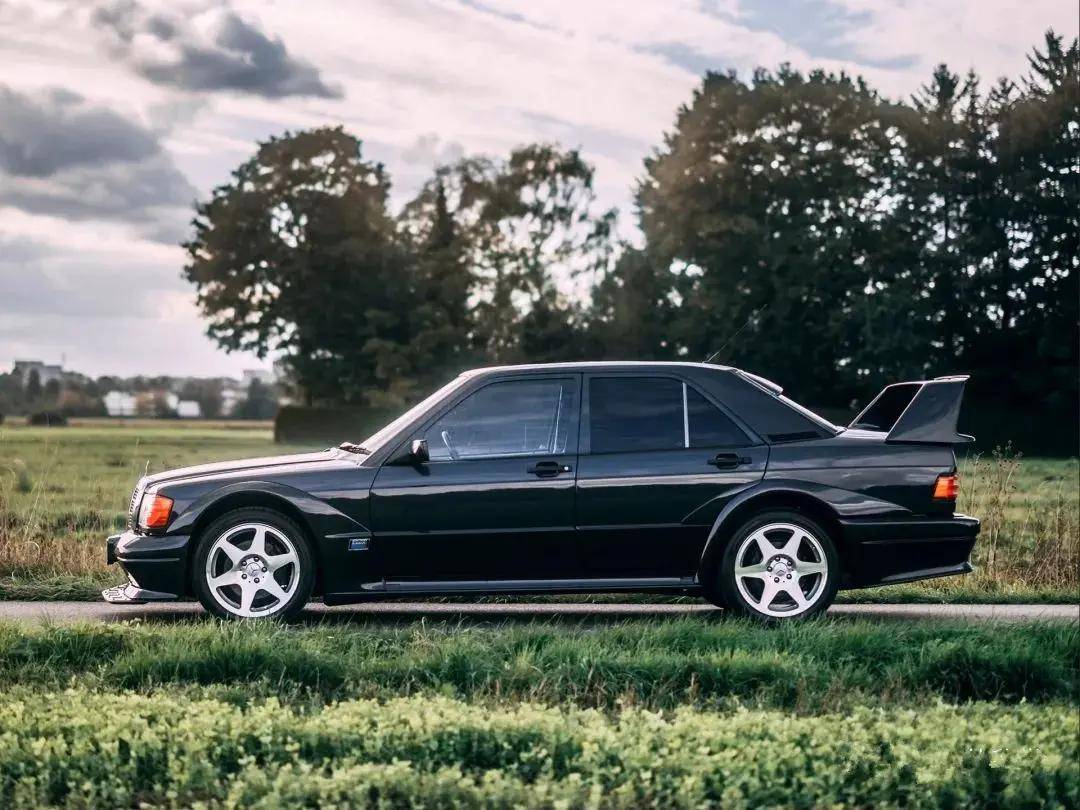 宽体大尾翼EVO，奔驰C63鼻祖，190E Evolution II_搜狐汽车_搜狐网
