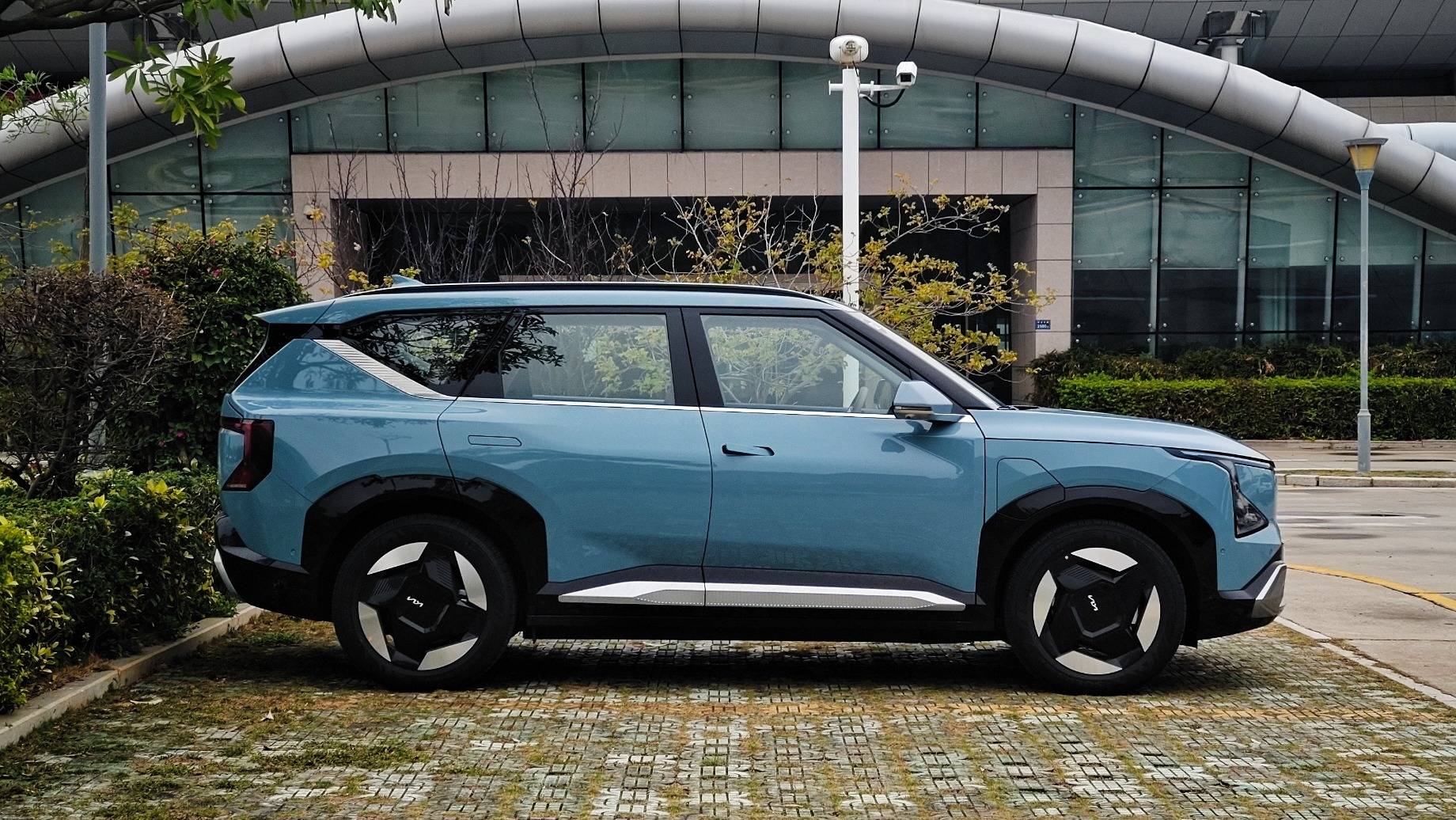 试驾起亚EV5 720超长续航版 浪漫兼顾实用_搜狐汽车_搜狐网