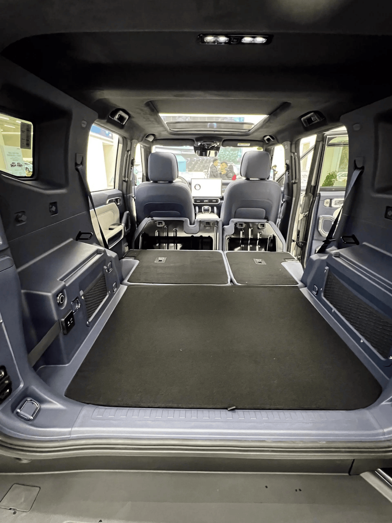 油耗6.4L续航1300km，预计17万起售，旅行者混动版实车到店_搜狐汽车_搜狐网