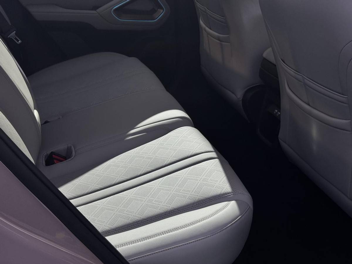 元UP售价9.68万元起，A0级动力最强，续航301/401km_搜狐汽车_搜狐网