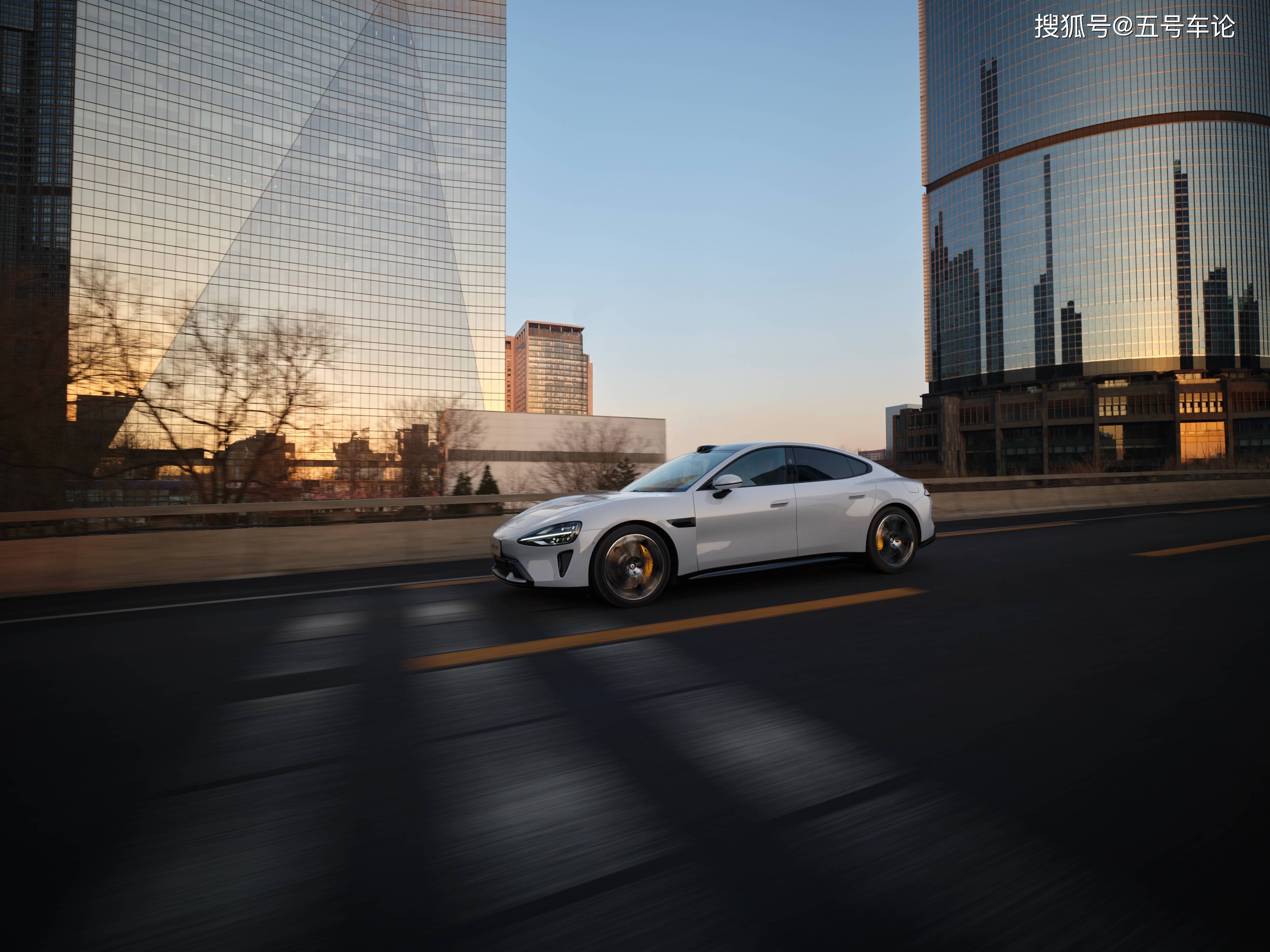 对标保时捷和特斯拉的小米SU7上市，输家竟是小鹏P7和蔚来ET5？_搜狐汽车_搜狐网