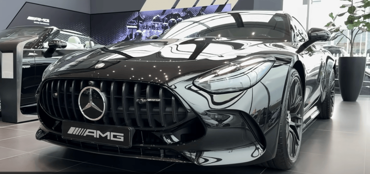 全新AMG GT63海外到店实拍，搭4.0T V8发动机，性能爆表_搜狐汽车_搜狐网