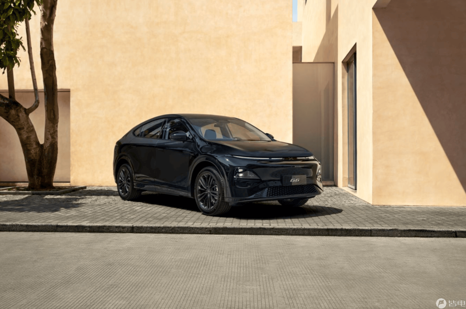 限时17.99万元 小鹏G6新增入门版本 还增暗夜黑配色_搜狐汽车_搜狐网