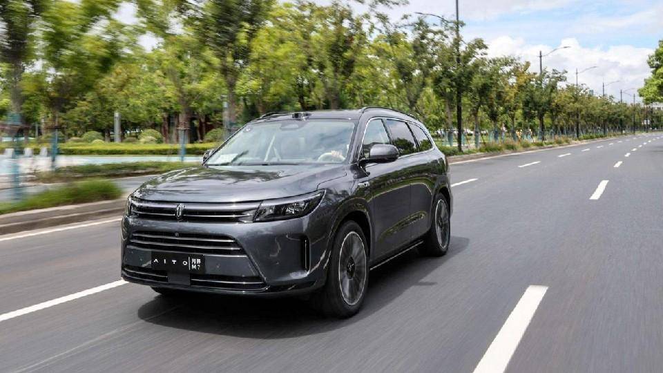 问界M7升级M9同款智驾，涨价近9千，等于CDC白送？_搜狐汽车_搜狐网