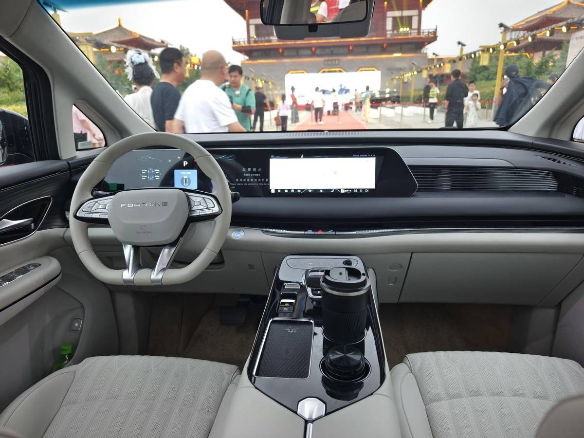 比GL8有气势，综合续航超1200Km，星海V9预售17.99万起_搜狐汽车_搜狐网