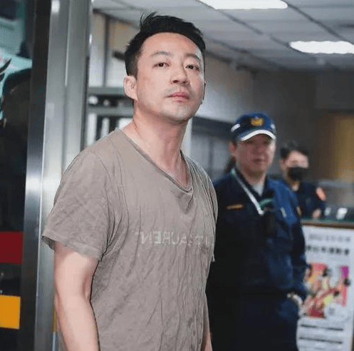 都是离异带儿子，伊能静打脸大S？ -6parkbbs.com