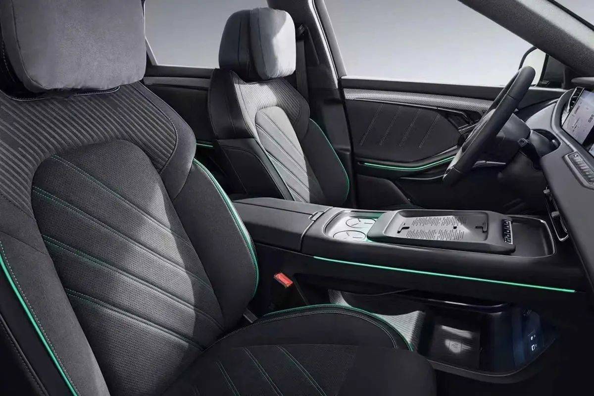 22.89万起，国家队“六边形战士”岚图FREE 318上市_搜狐汽车_搜狐网