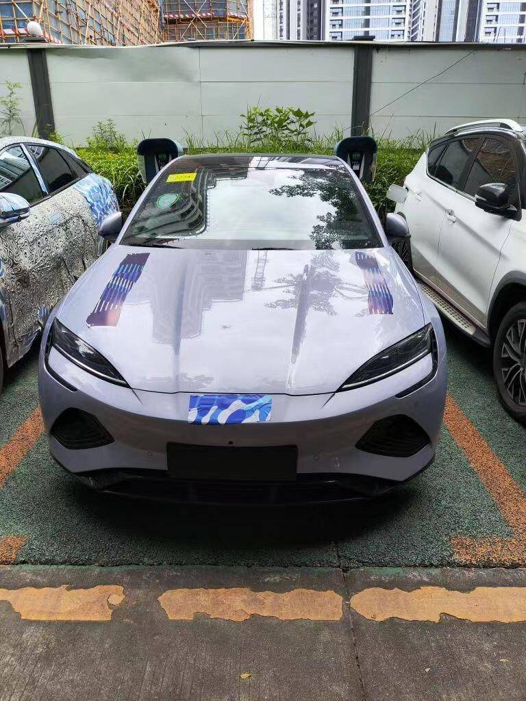 新款海豹EV实车现身，增激光雷达+紫色涂装，内饰看齐海狮07EV_搜狐汽车_搜狐网