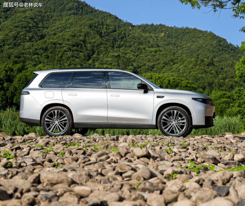 6座新能源SUV也开始卷了？零跑C16正式上市，售价15.58-18.58万_搜狐汽车_搜狐网