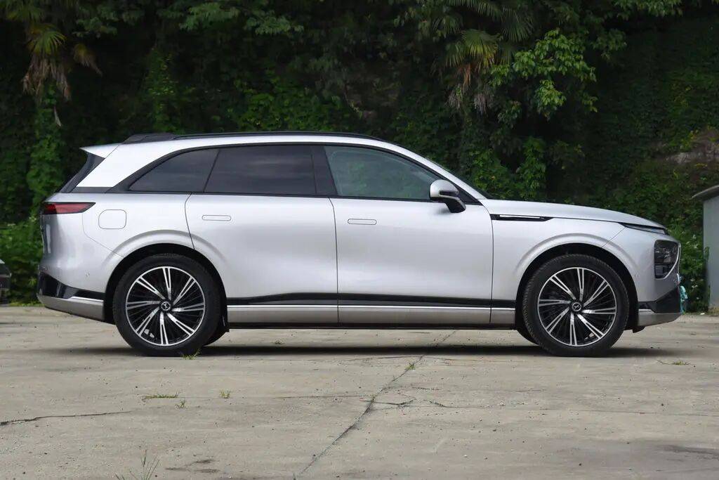 解析小鹏G9，定位中大型SUV，最高续航超700km，值得选吗？_搜狐汽车_搜狐网