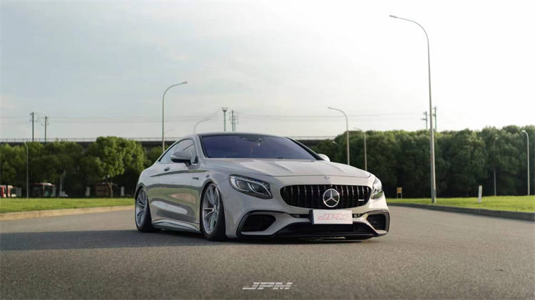速度美学 奔驰AMG s63改装AIRBFT空气悬挂低趴姿态_搜狐汽车_搜狐网