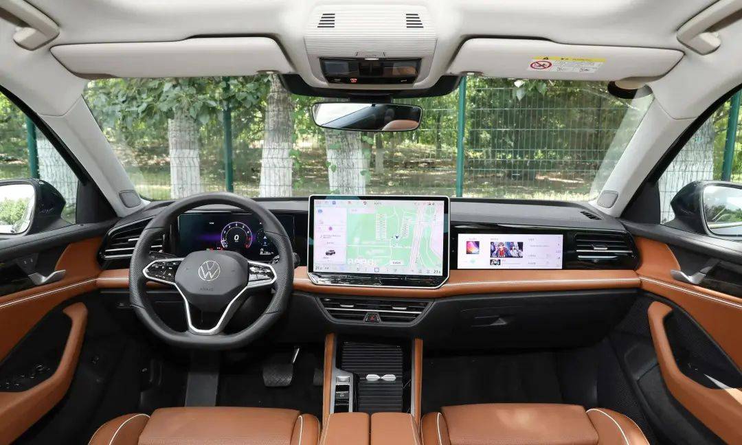 大众迈腾B8增众享款正式上市，价格最低仅17.49万元，两代车型同步销售_搜狐汽车_搜狐网