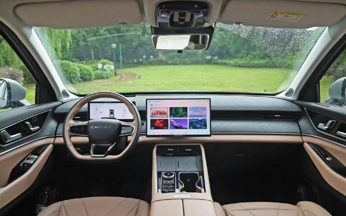 颜值更高，搭载2.0T＋8AT，奇瑞瑞虎8L预售价14.77万元起_搜狐汽车_搜狐网