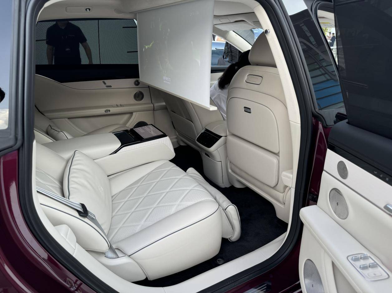 39.98万-44.98万的享界S9上市，花56E价格买78S？销量能超越M9吗?_搜狐汽车_搜狐网