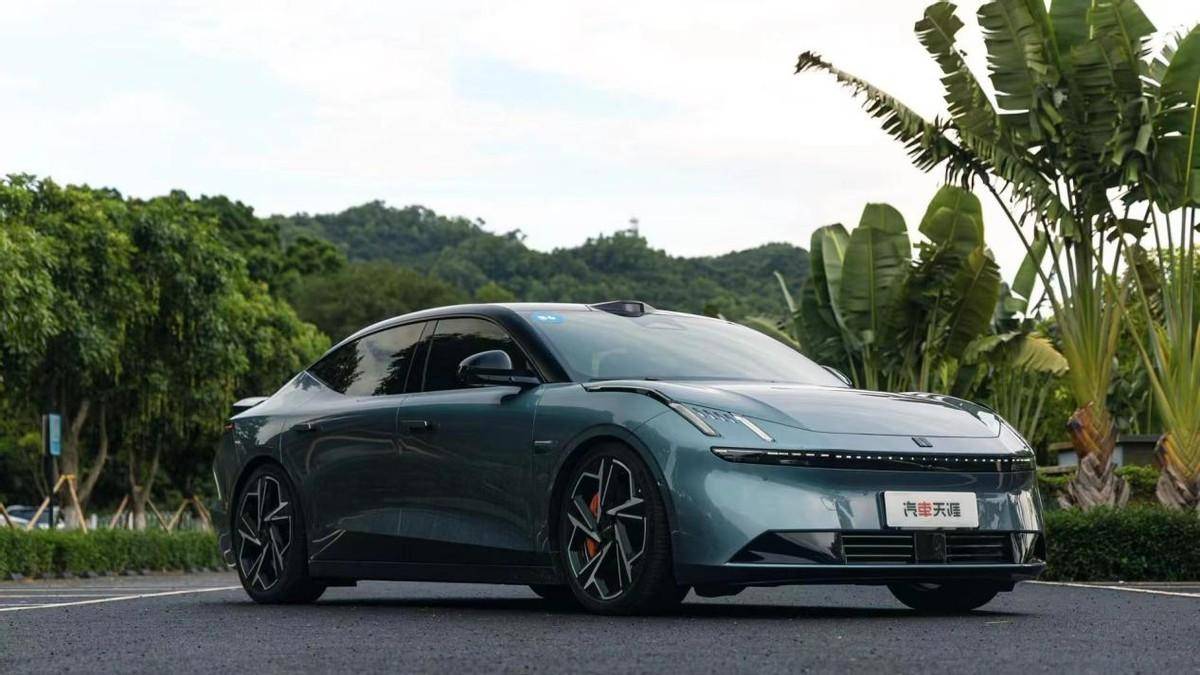 领克Z10预售21.58万元起 正面硬刚小米SU7?_搜狐汽车_搜狐网