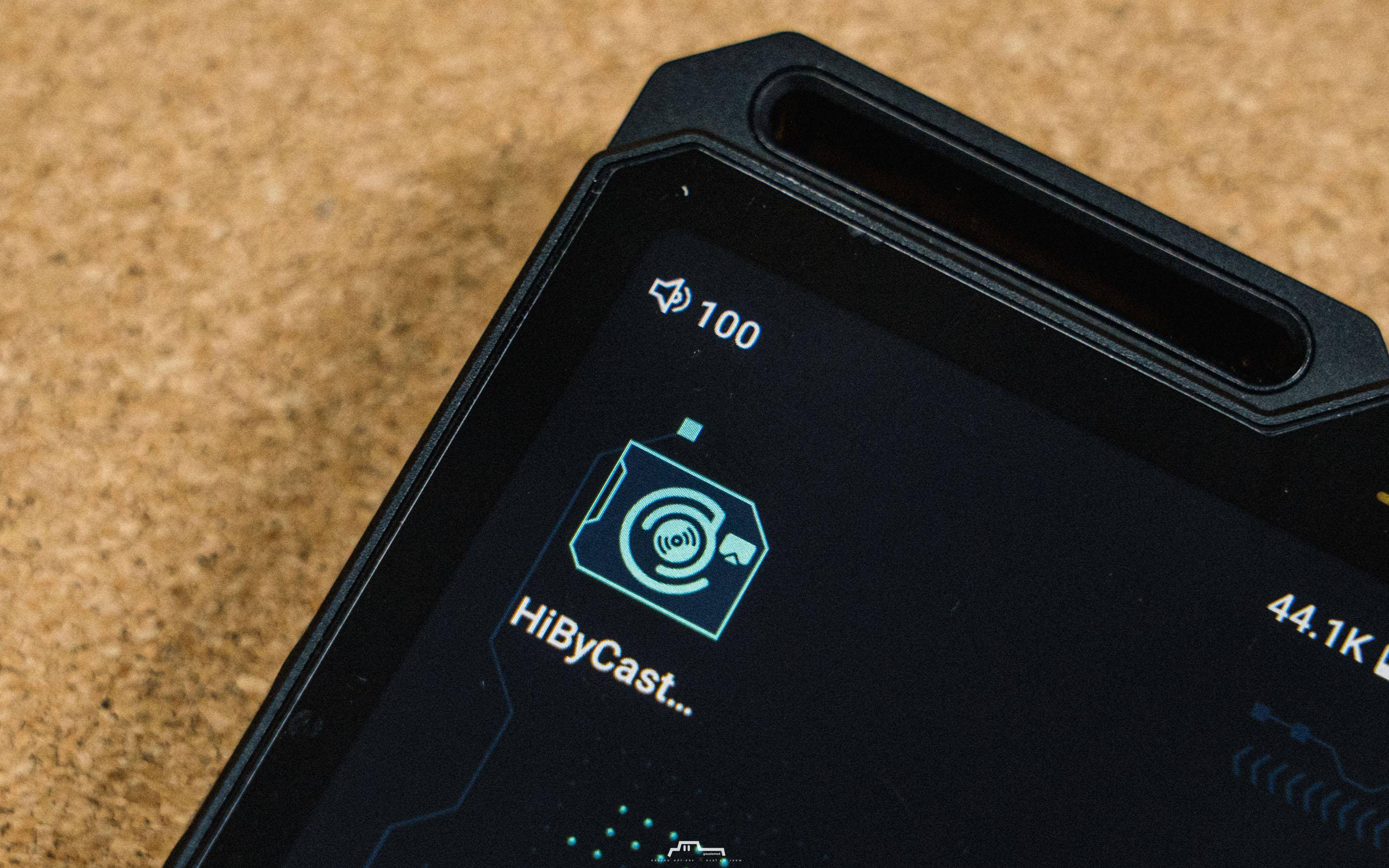 海贝 R4 体验：写在 EVA 初号机出击前，这是入门精选，还是潮流之选_机身_播放器_按键