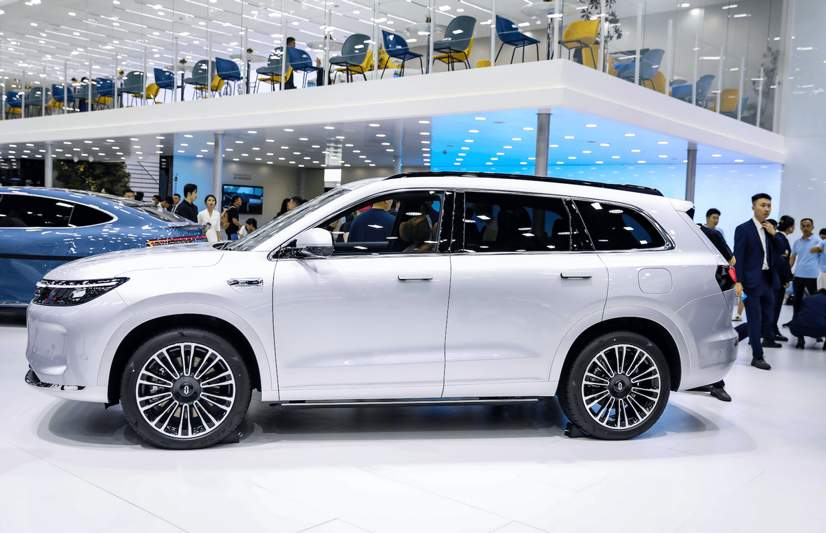 成都车展新车聚焦：问界新M7 Pro堪称国民SUV典范-智能车-资讯-头部财经