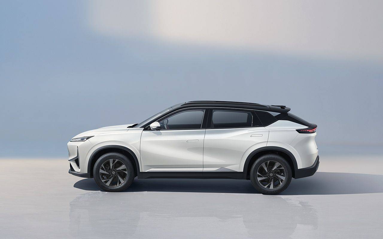 搭马赫E电驱全系518km续航 东风风神L7 EV上市售10.99万起_搜狐汽车_搜狐网