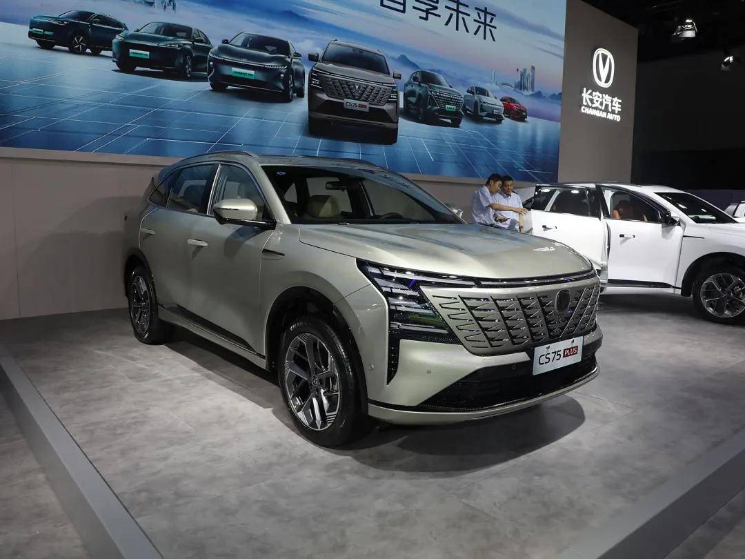 12.19万起！第四代CS75 PLUS上市_搜狐汽车_搜狐网