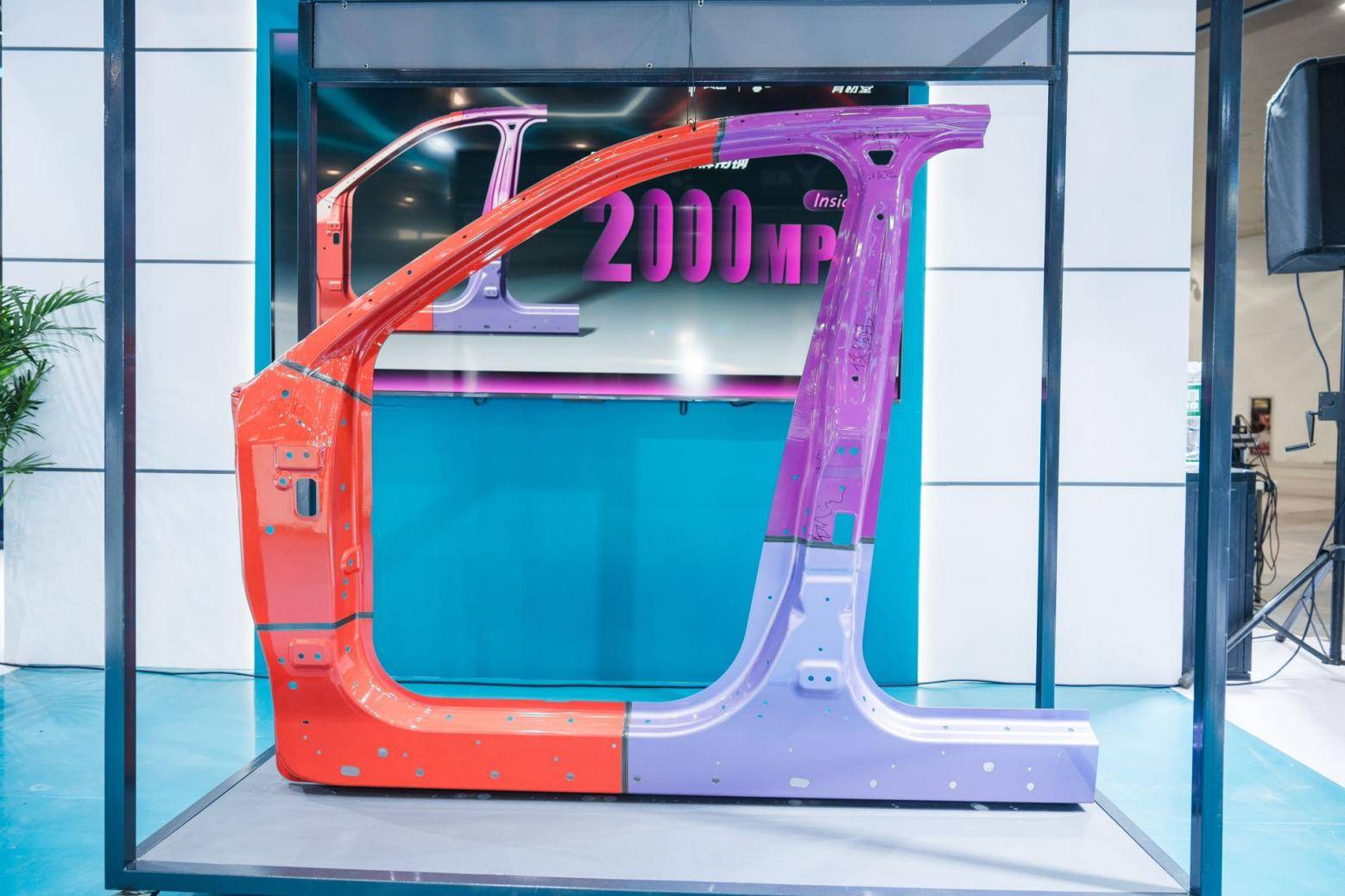 岚图全球首发全新2000MPa激光拼焊门环，突破海外技术垄断_搜狐汽车_搜狐网