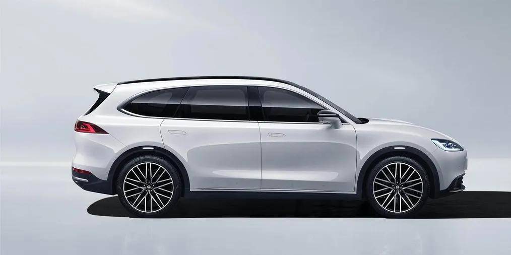 新车“掀桌子”，直接半价！理想L9同级，又大又便宜，还是800V！_搜狐汽车_搜狐网