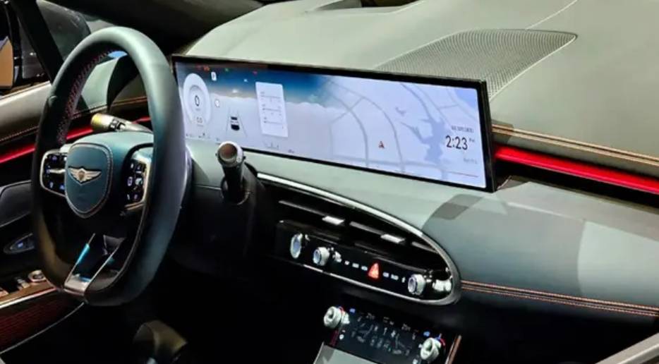 2025款捷尼赛思GV70正式上市，豪华版起售价29.3万元，旗舰版39万元起_搜狐汽车_搜狐网