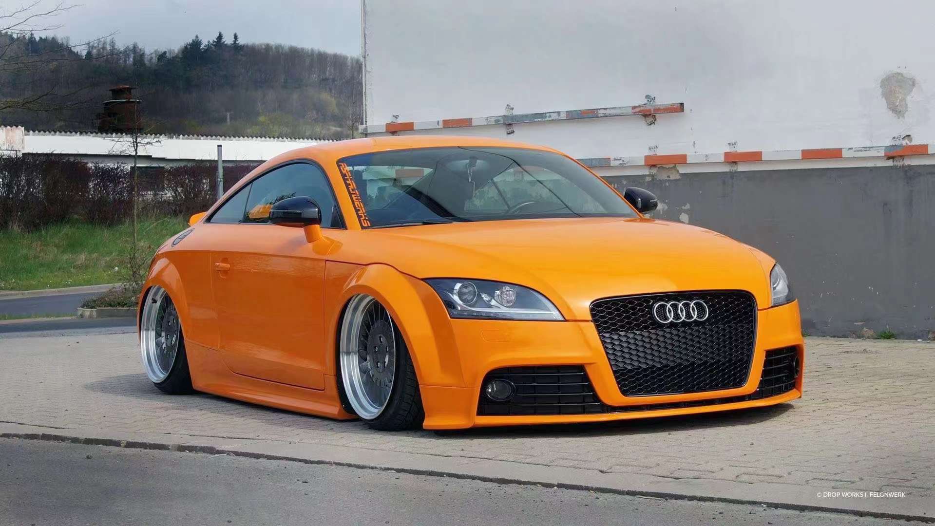 奥迪 TT 身披黄色战衣，AIRBFT 助力华丽蜕变_搜狐汽车_搜狐网