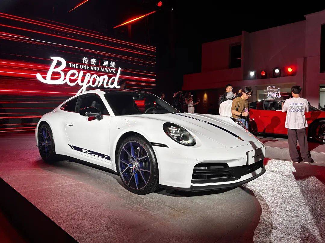 售163.3万起，新保时捷911上市：升级3.6T混动，更猛更酷炫_搜狐汽车_搜狐网