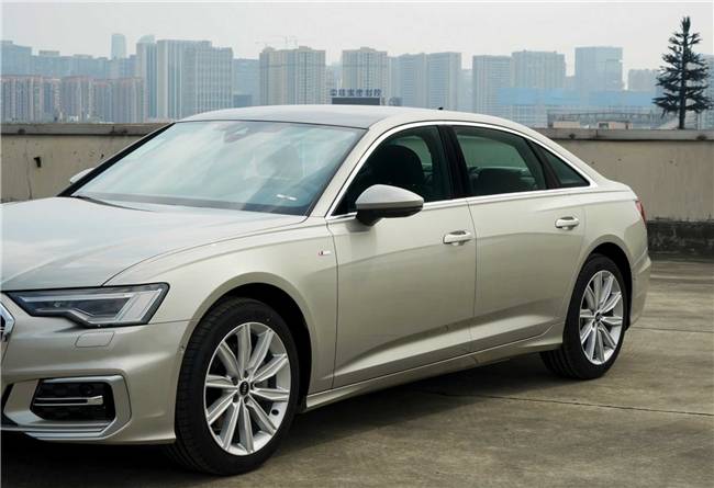 奥迪A6L:深度试驾揭秘,何以在豪车市场稳居前列_搜狐汽车_搜狐网