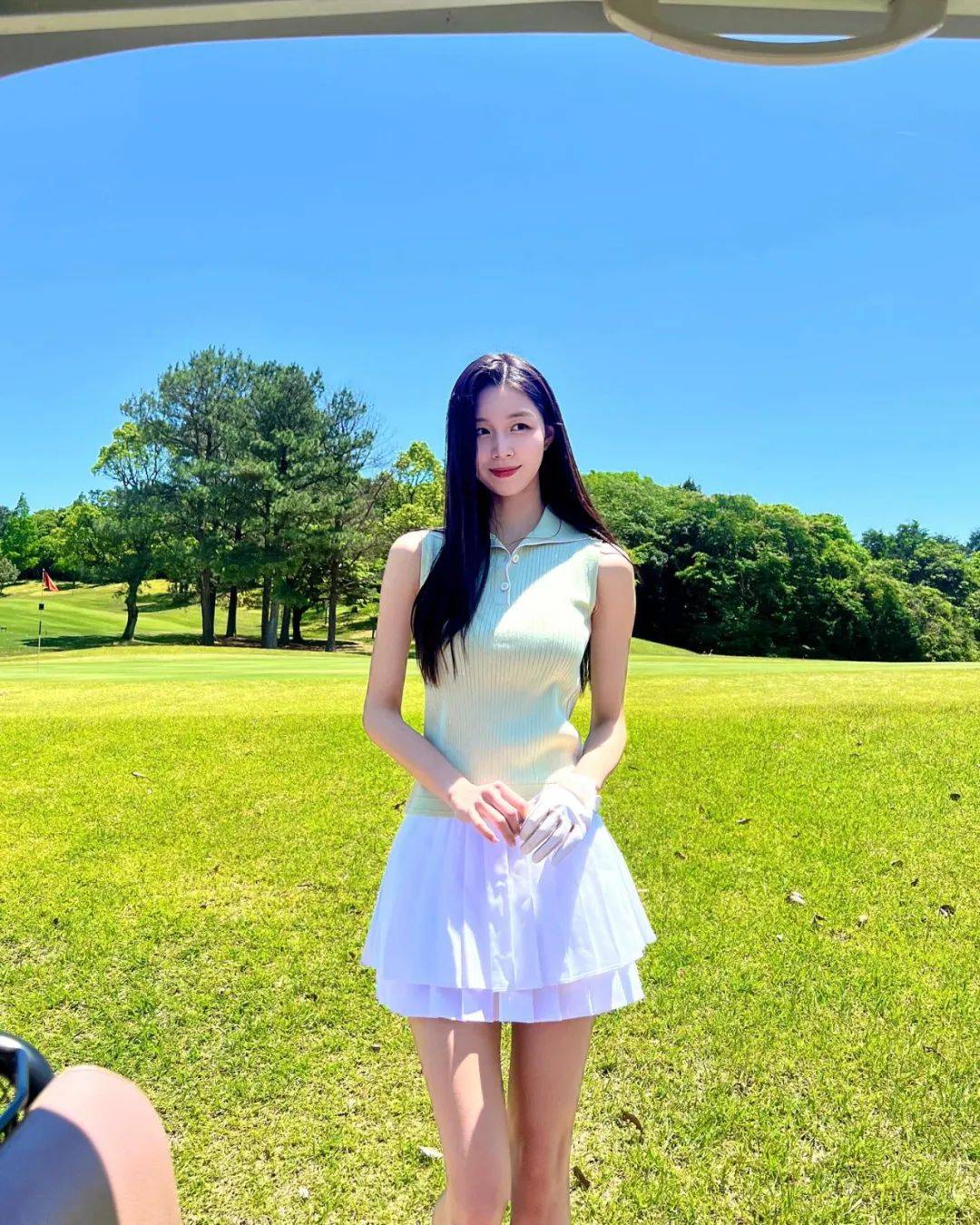 高尔夫女神！173cm、55kg，高挑修长，完美身材绝对第一_白丝_长裙_曲线