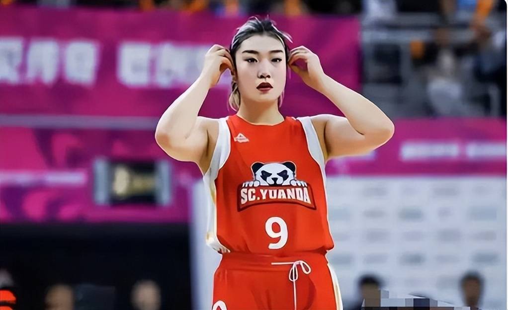 WCBA惊现超大分差！四川二阵暴虐福建，75，分_王思雨_李梦_赛事