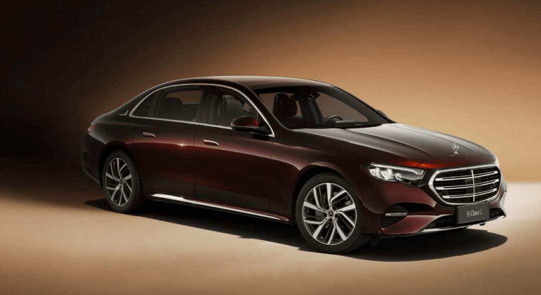 超百位奔驰车主投诉维权，E300L长轴距车型疑似装错发动机_搜狐汽车_搜狐网