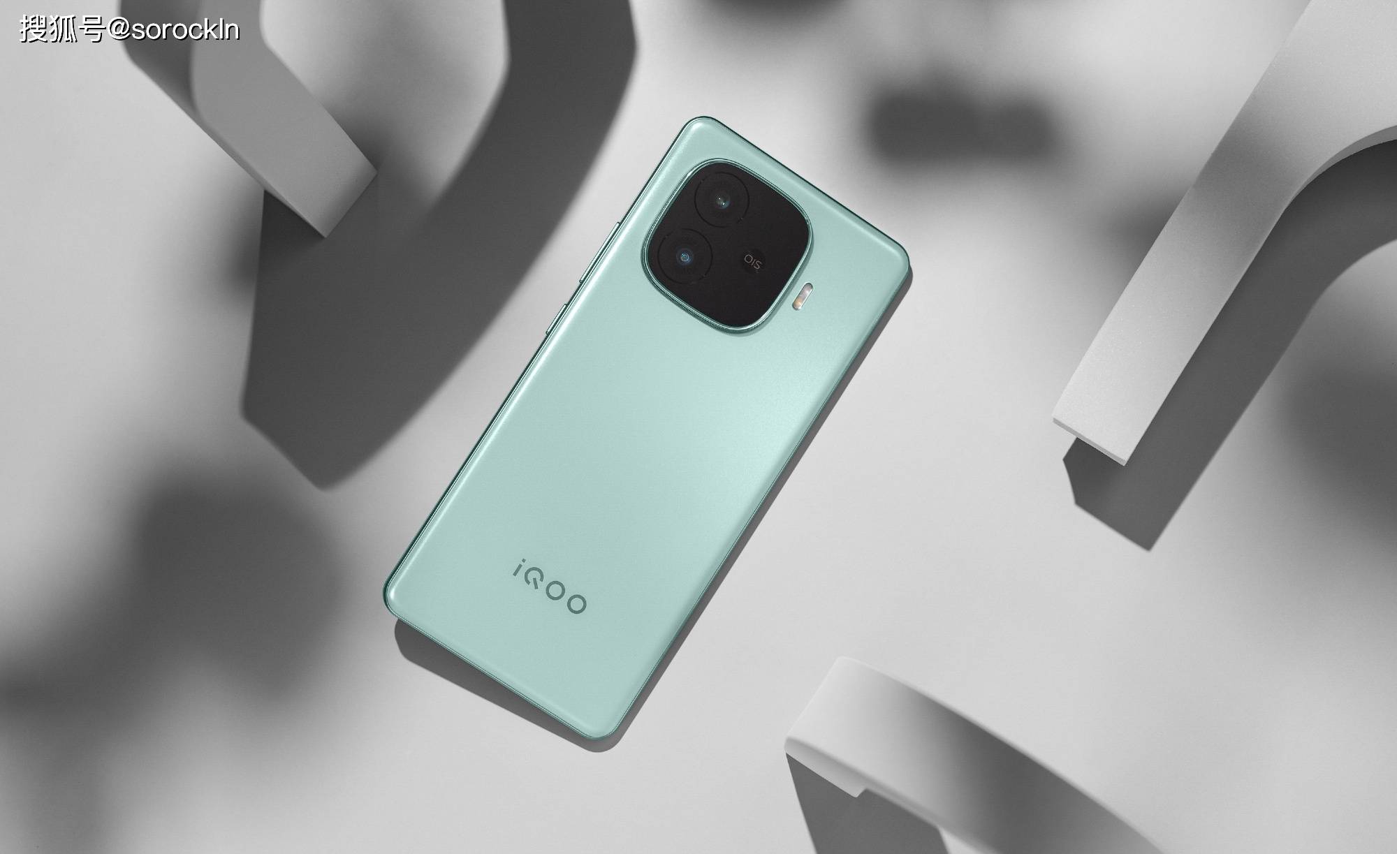 名字越长，性能越强！iQOO Z10 Turbo确认：7000mAh+骁龙8s至尊版_Pro_Neo_系列