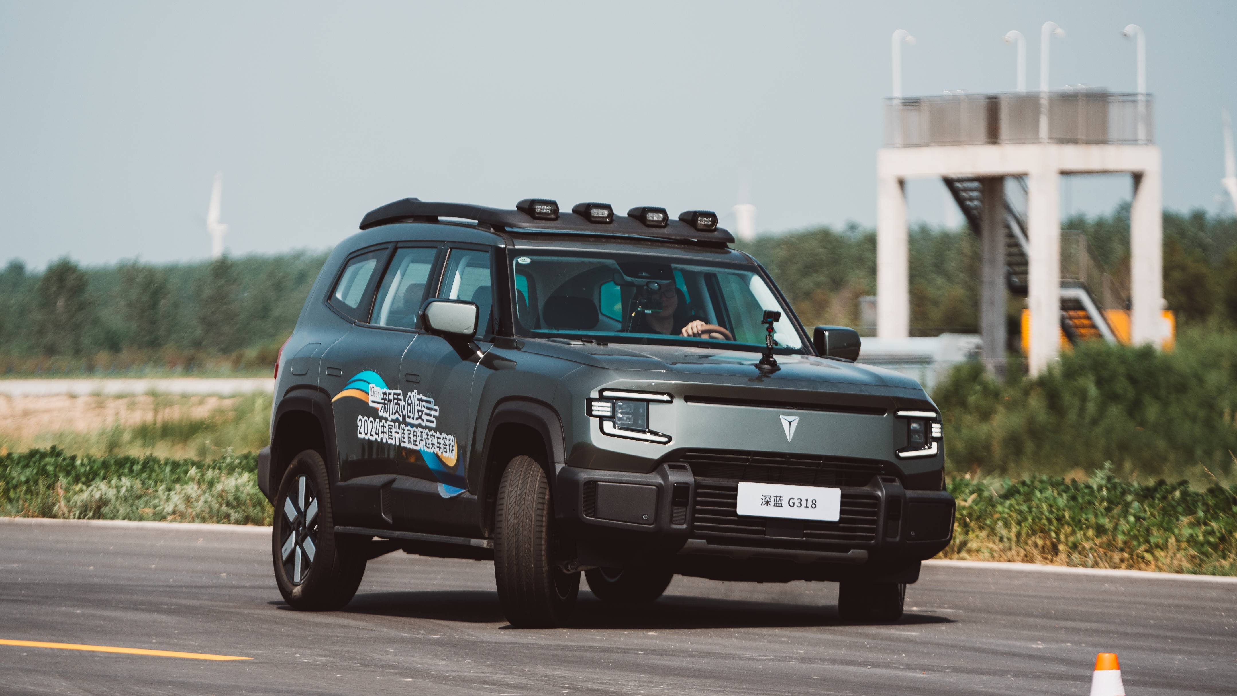 深蓝G318“满载而归”，多项权威奖项见证科技新硬派SUV的出色实力_搜狐汽车_搜狐网