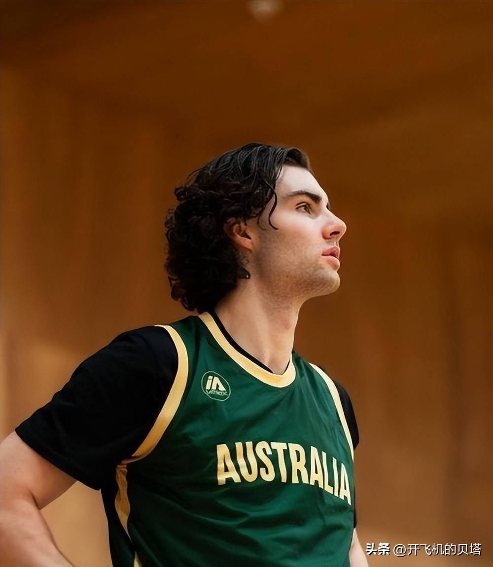 官宣！明年3月25日，国足将在杭州主场对阵澳大利亚_比赛_中国队_球迷