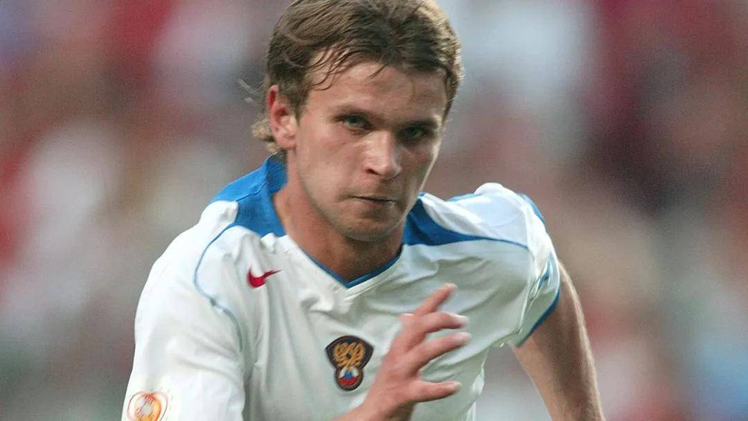 前俄罗斯国脚布加耶夫（43 岁）在乌克兰前线阵亡_生活_欧洲_足球运动员