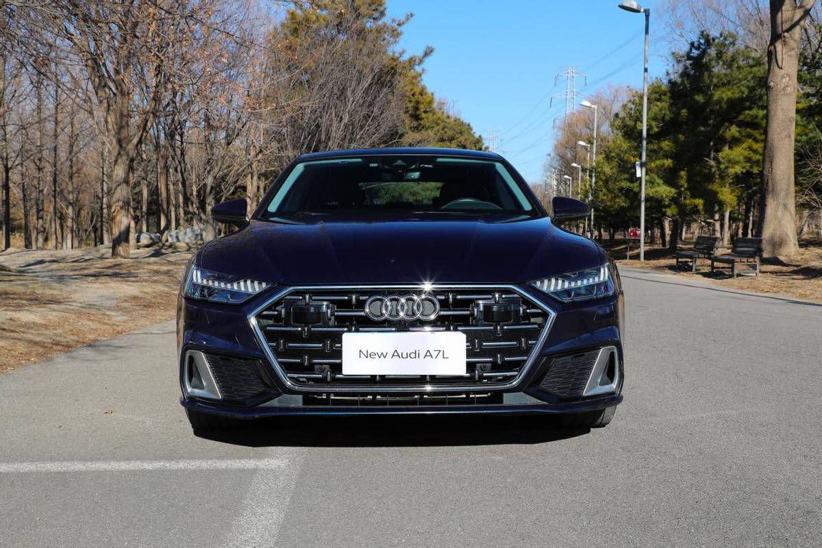 33万能买C级豪华轿车！关键还比“56E”开着更潮！_搜狐汽车_搜狐网