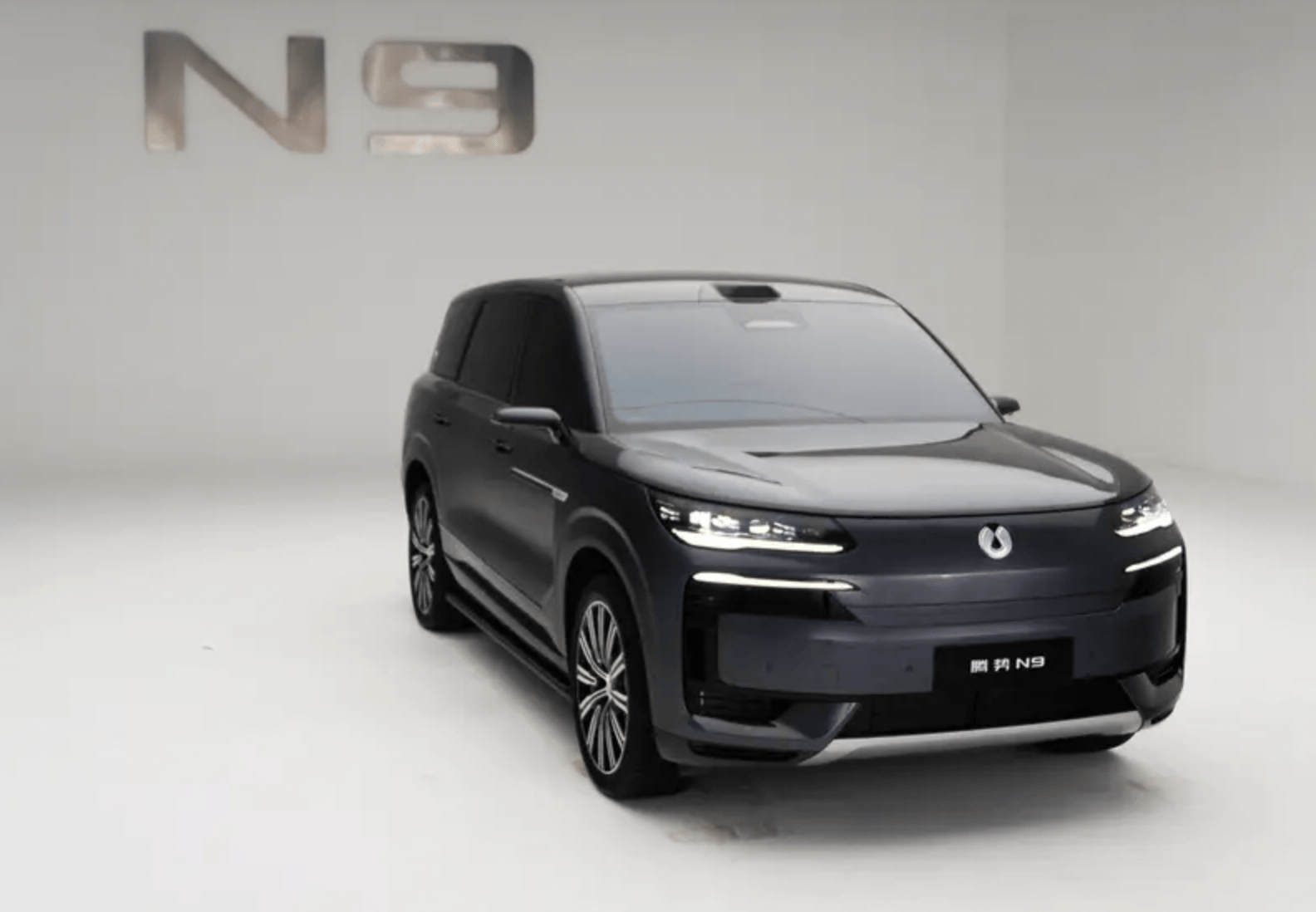 搭载易三方技术，纯电续航超200km！腾势N9有望3月上市_搜狐汽车_搜狐网