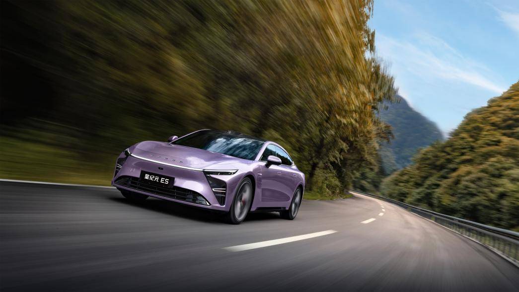 英伟达双Orin-X芯片加持 星纪元ES增程版预售16.28万起_搜狐汽车_搜狐网