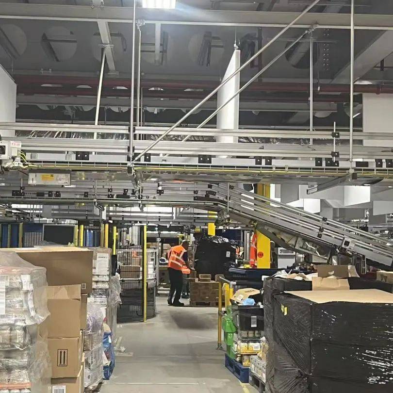 多图！乐丰联运受邀参观亚马逊BHX4仓：探索FBA仓内部高效运转的自动化设备！_仓库_物流_欧洲