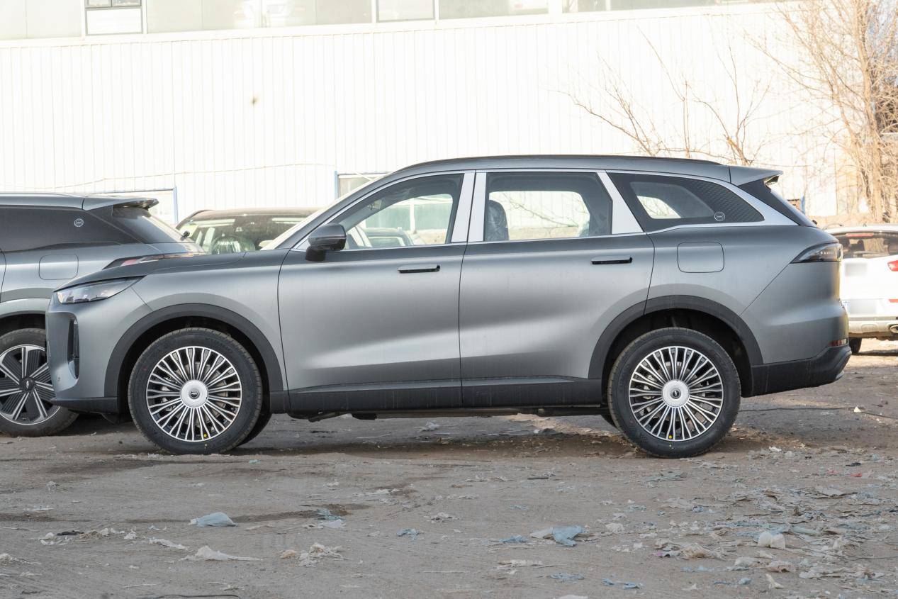 13.29万起售！新款奇瑞风云T9上市，置换价低至11.99万_搜狐汽车_搜狐网