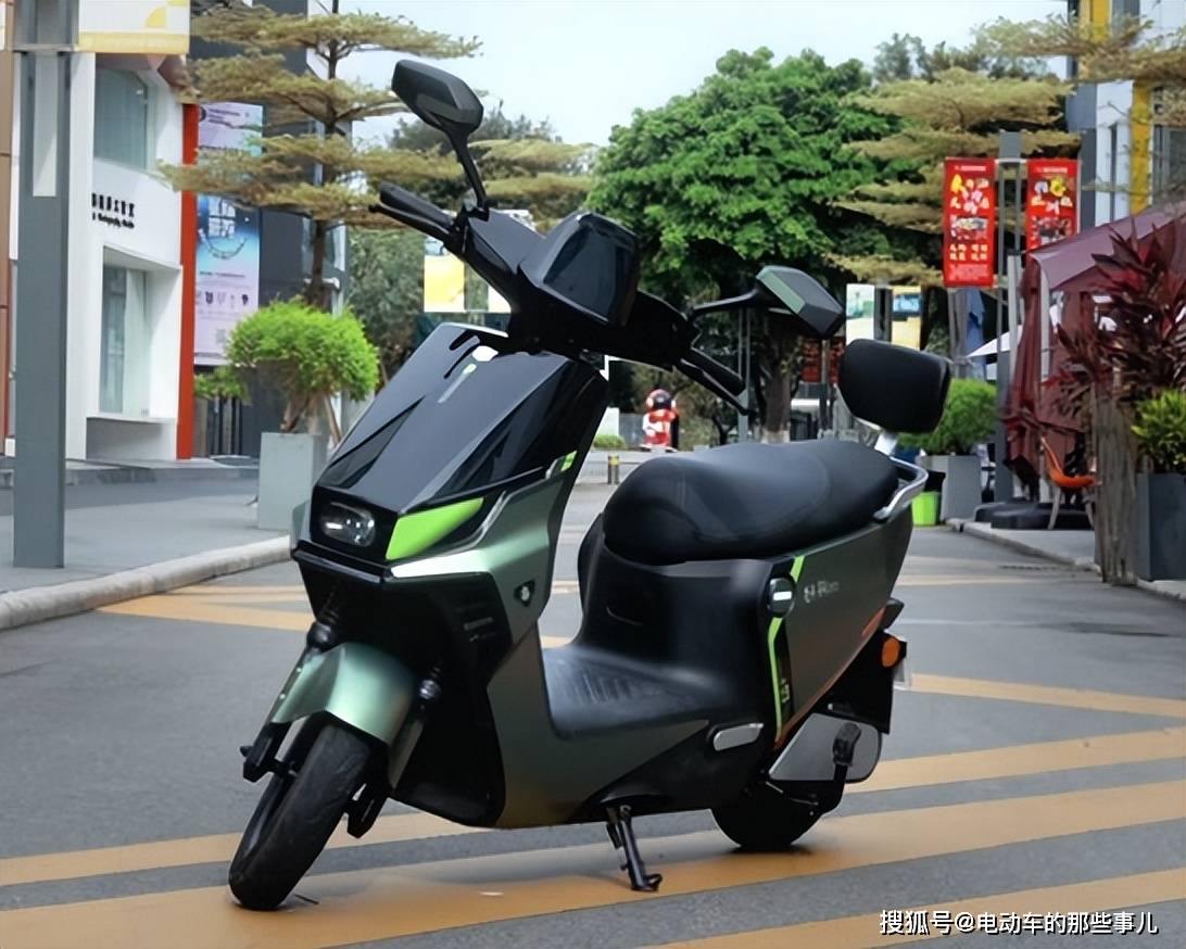 绿源S75 Ultra来了！3000W电机+96V电池，给电动车主“三高”体验_搜狐汽车_搜狐网