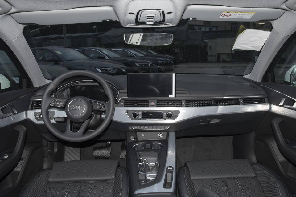 销量一跌再跌！奥迪A4L单月仅卖出6283台，为何销量低迷？_搜狐汽车_搜狐网